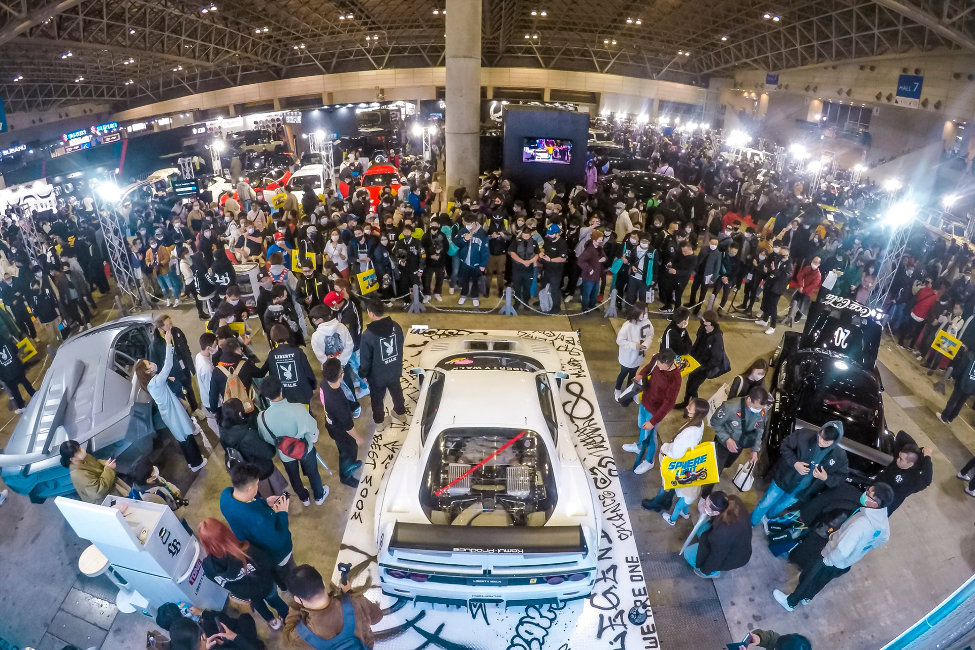 World Gallery - Liberty Walk | リバティーウォーク Complete car and customize!