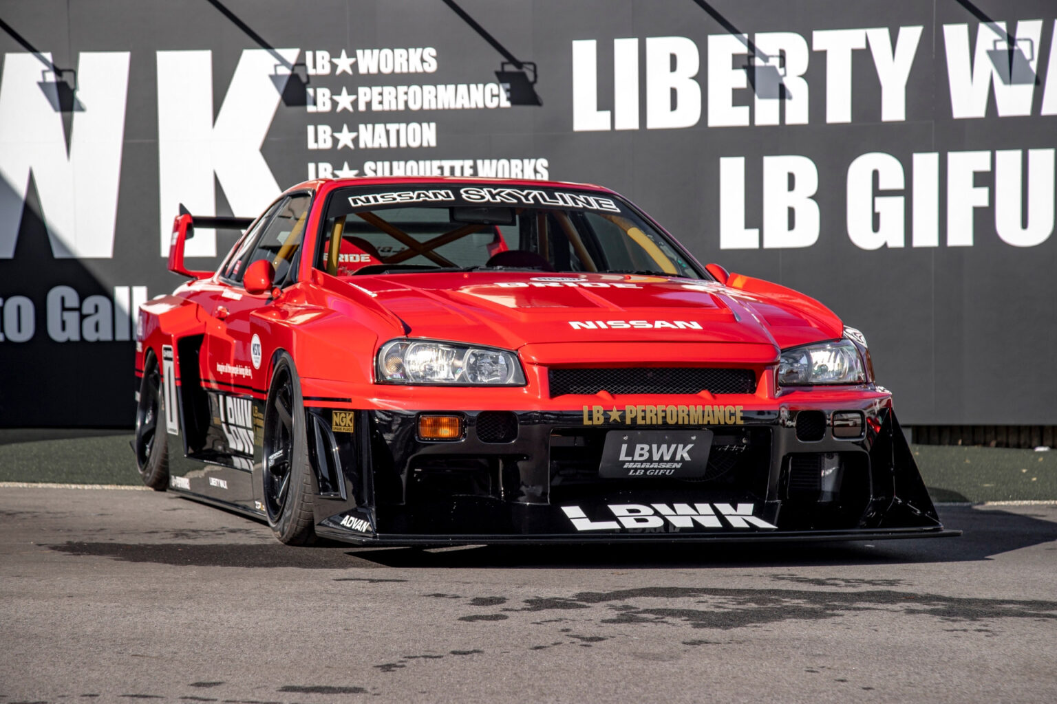 LB-ER34 Super Silhouette SKYLINE - LIBERTY WALK | リバティーウォーク