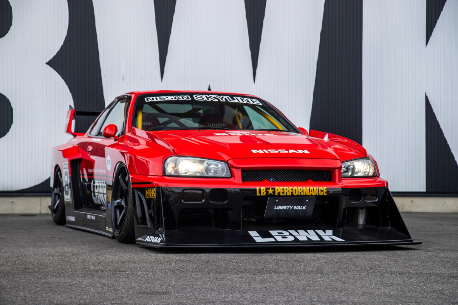 LB-ER34 Super Silhouette SKYLINE - Liberty Walk | リバティーウォーク Complete car and customize!