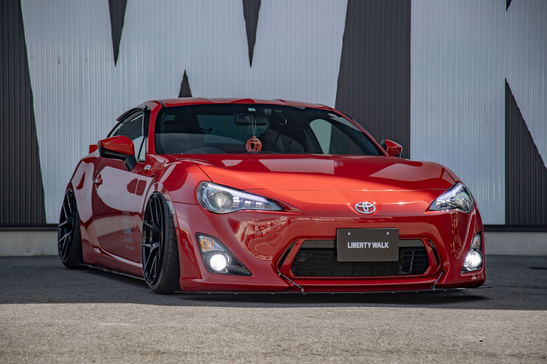 LB-STANCE TOYOTA 86 - Liberty Walk | リバティーウォーク Complete car and customize!