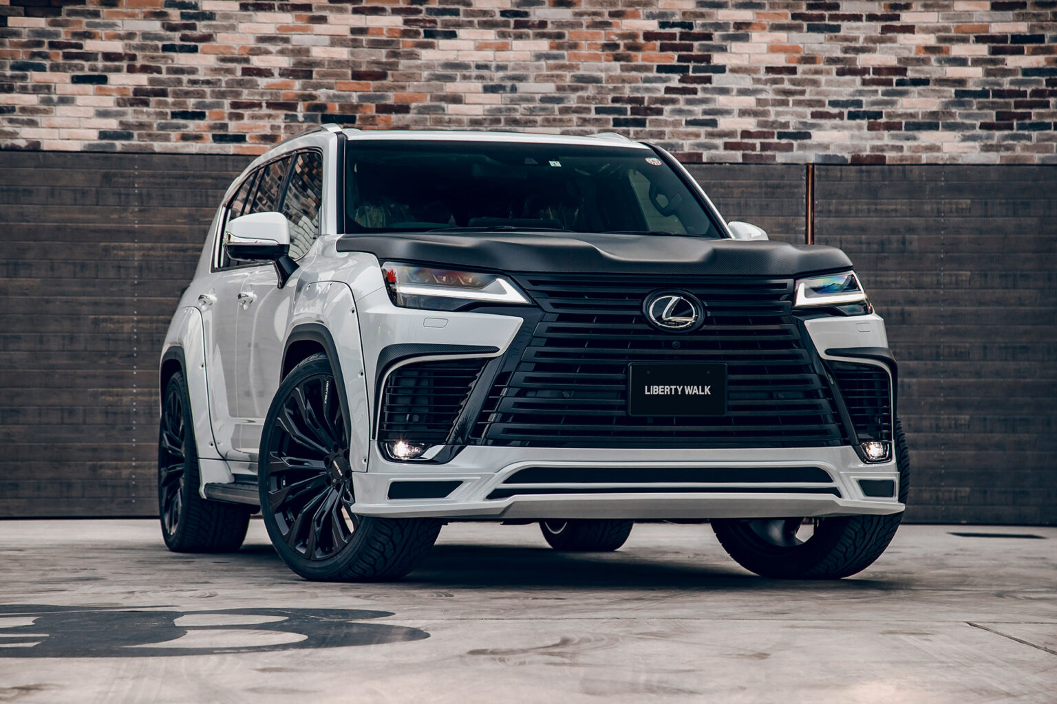LB-WORKS SUV - LIBERTY WALK | リバティーウォーク