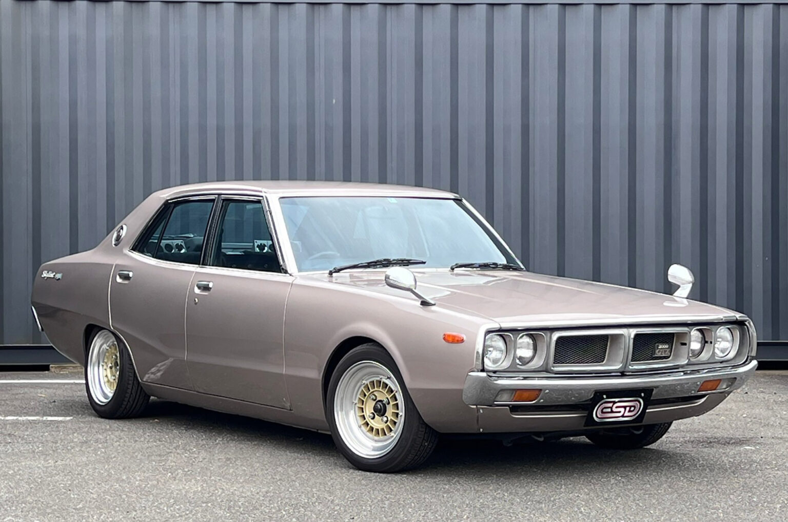 NISSAN SKYLINE C110 2000GTX "ken&merry" - Liberty Walk | リバティーウォーク Complete car and customize!