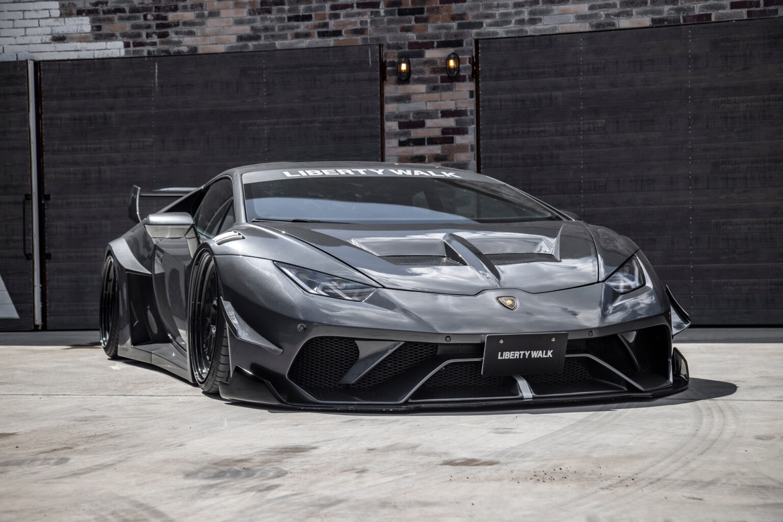 LB-Silhouette WORKS GT Lamborghini Huracán - Liberty Walk | リバティーウォーク ...