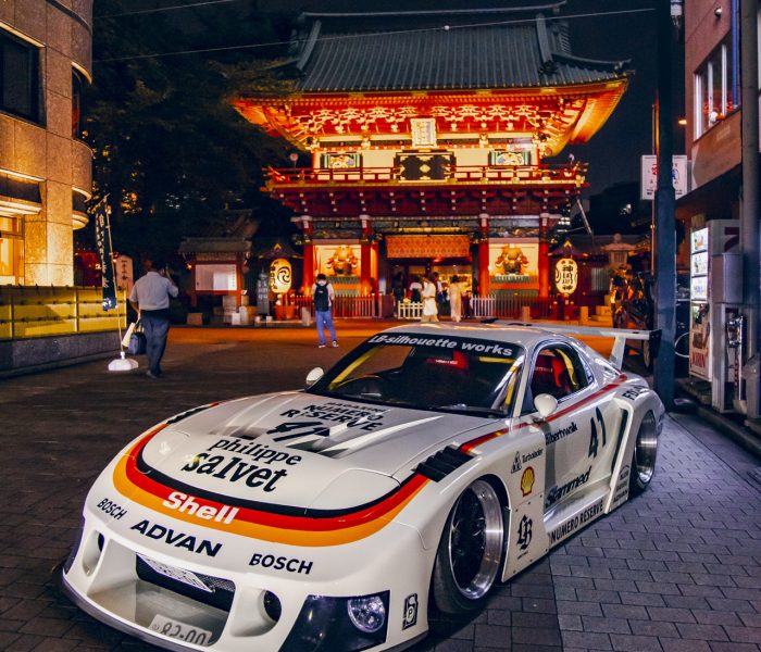 Liberty Walk | リバティーウォーク Complete car and customize!