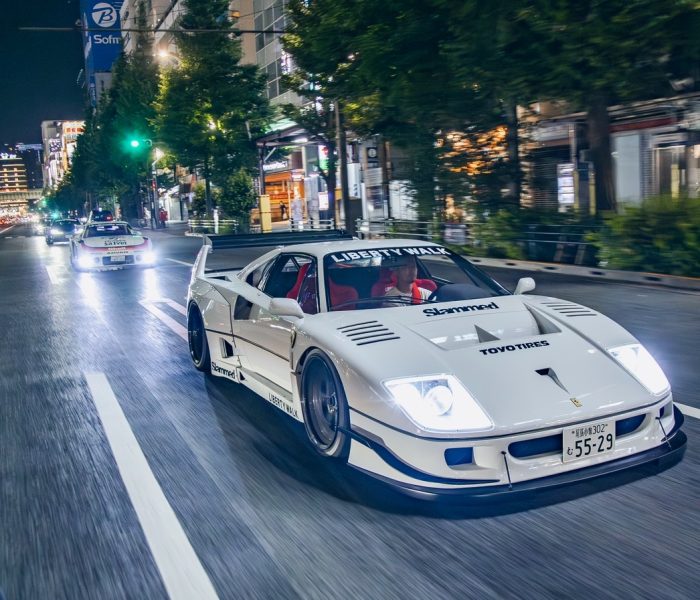 Liberty Walk | リバティーウォーク Complete car and customize!